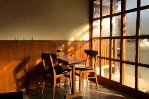 Passive Solar Homes in Cold Climates (6 Design Examples)