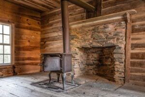 How To Heat a Cabin Without Electricity (7 Methods + Costs)