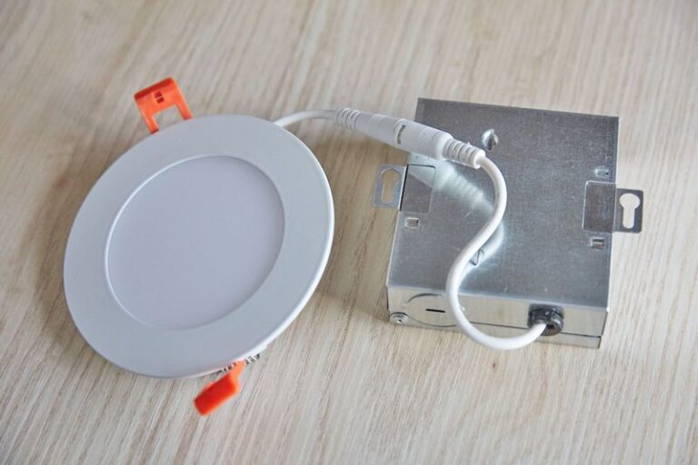 Can Lights: Ultimate Guide to Insulating and Air Sealing